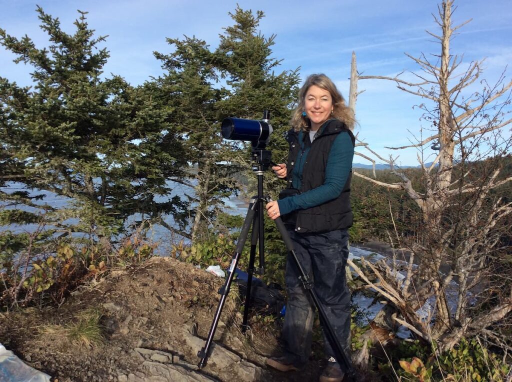 Tracking Wild Sea Otter Populations | Seattle Aquarium